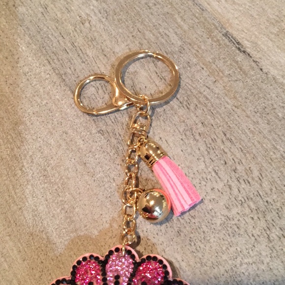 Accessories | Smiling Crystal Daisy Key Chain | Poshmark